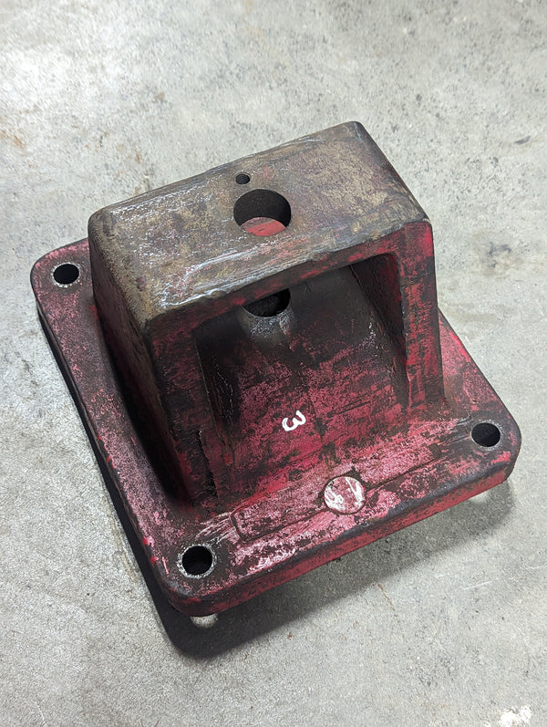 Drawbar Pivot Support IH International 391890R11 USED - Hines Red ...