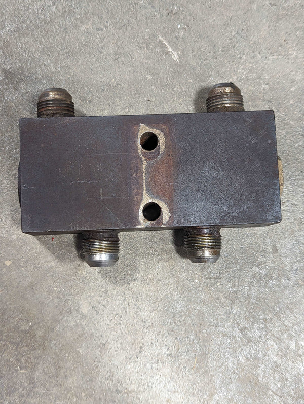Used Alternating Check Valve Assembly for IH Tractors - 142864C95 ...