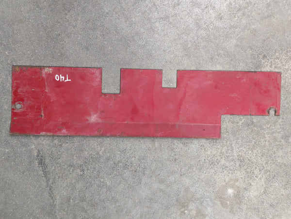 Front Heat Baffle IH International 531509R1 USED - Hines Red Tractor Parts
