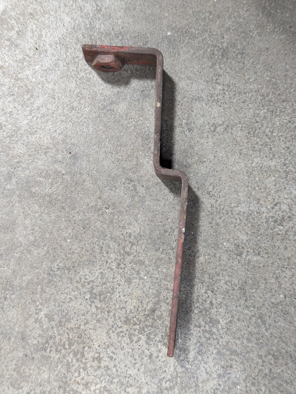Front Heat Baffle Bracket IH International 532886R1 USED - Hines Red ...
