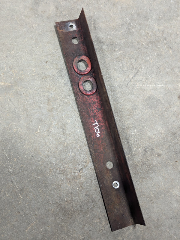 Radiator Baffle IH International 71417C1 USED - Hines Red Tractor Parts