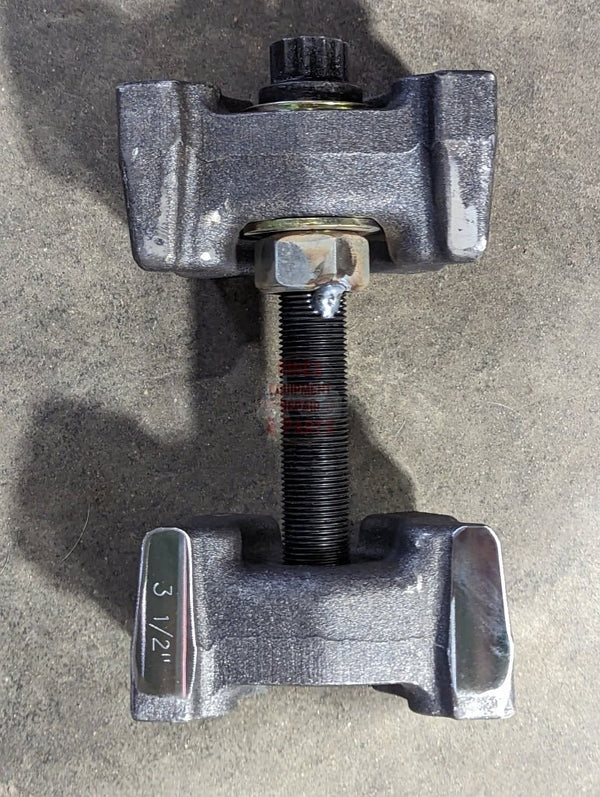 New 3.5" Wedge Lock for IH Tractors - 1287802C92, Fits 3 1/2" Axles ...