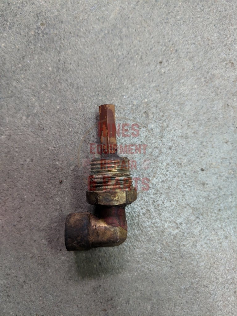 Fuel Return Elbow Valve IH International 370074R91 USED - Hines Red ...