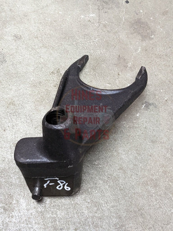 IH Speed Shift Fork 380123R21 - Used, Fits 706 806 1206 & More - Hines ...