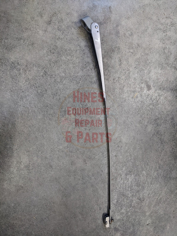 Used 22" Windshield Wiper Arm for IH Tractors - 404242R1, Fits Many ...